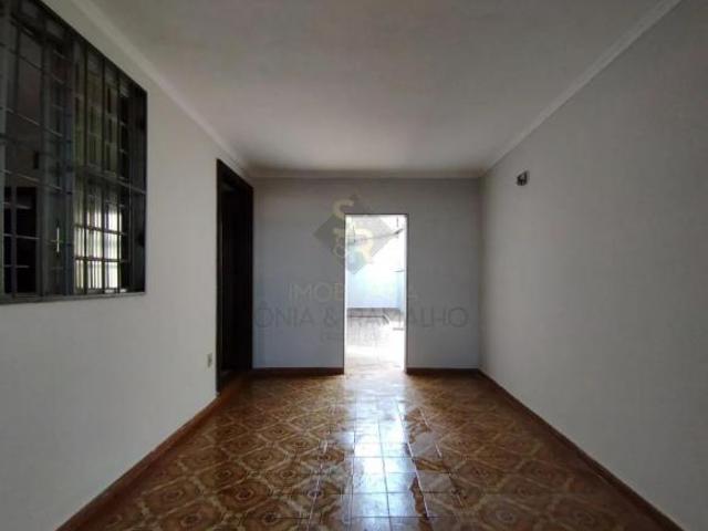 Casa Residencial para Locação e Venda no Bairro Alto do Ipiranga, em Ribeirão Preto