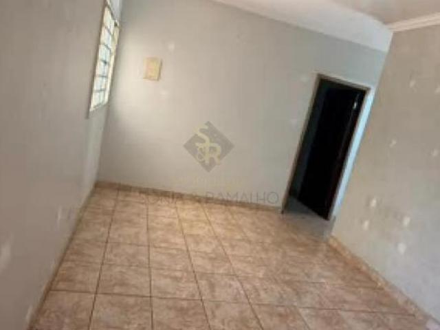 Casa Residencial para Locação e Vendas no Bairro Parque das Figueiras, em Ribeirão Preto