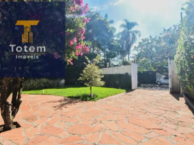 Casa Residencial para Locação – Rua Suécia Área do terreno: 600 m²? Área
