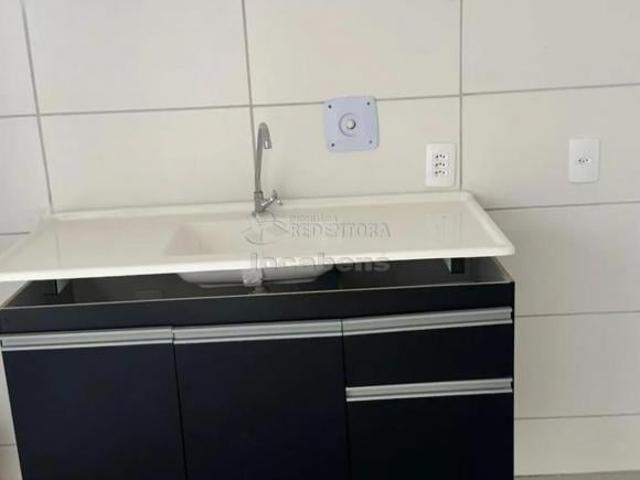 Casa Residencial para Venda com 02 Dormitórios Conforto, segurança e praticidade para o seu dia a