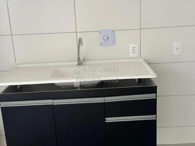 Casa Residencial para Venda com 02 Dormitórios Conforto, segurança e praticidade para o seu dia a