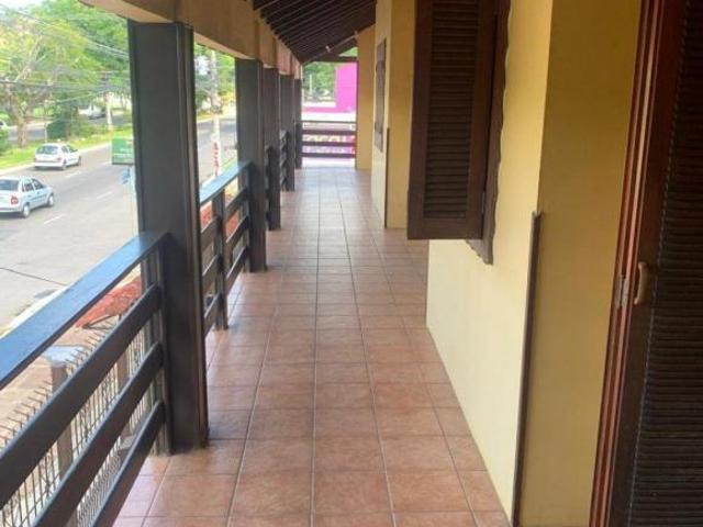 Casa residencial podendo ser comercial