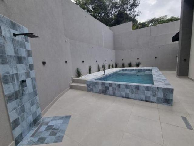 Casa Residencial / Santana de Parnaiba