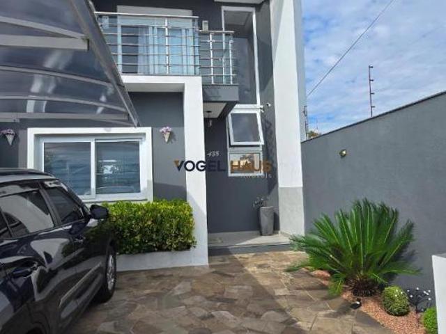 Casa Residencial Semimobiliada em Canoas, Bairro Igara Venda