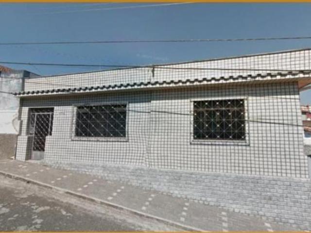 CASA RESIDENCIAL, SITUADA À RUA FRANCISCO ALVES, 176, NO BAIRRO SÃO GERALDO, BARBACENA/MG