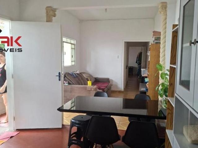 Casa Residencial Térrea com Salão Comercial ou Garagem a Venda em Jundiaí/SP
