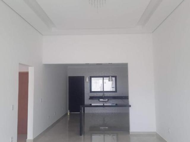 CASA RESIDENCIAL TOSI
