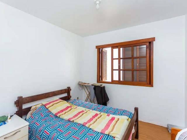 Casa residencial à venda no bairro Cristo Redentor com 160 m² e 3 dormitórios/quartos