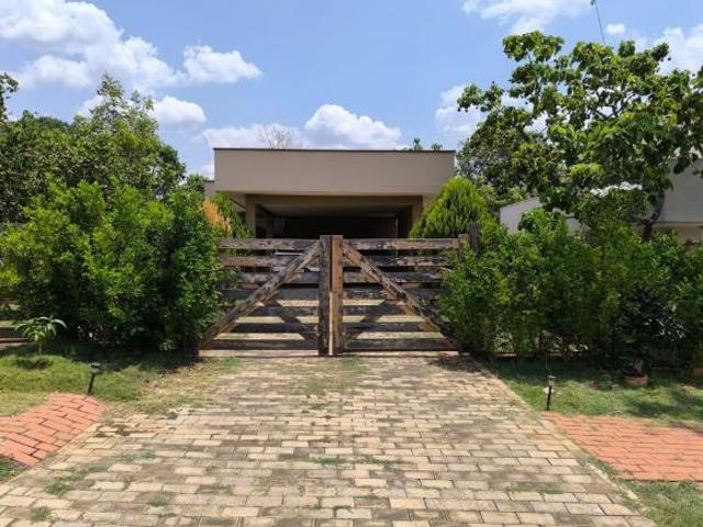 Casa Residencial Villa Verde Senador Canedo GO Casa em Condomínio com 2 Quarto s por R$ 1200000.0