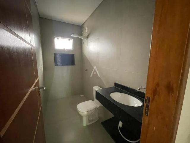 Casa Residencial 2 suítes à venda no Bairro BRASILIA em CASCAVEL por R$ 350.000,00