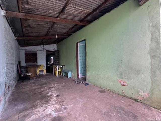 Casa residencial 2 Quartos próximo Saul Elkind