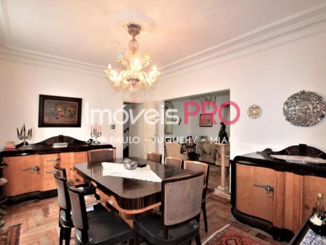 Casa Residencial 380m² para venda no Jardim Paulista
