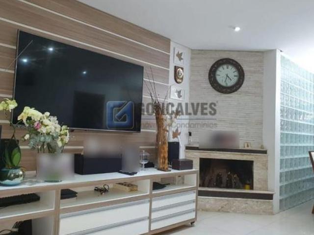 Casa Residencial 3 Dormitórios com Suíte em Vila Magini, Mauá – 8 Vagas, 300m² de Terreno