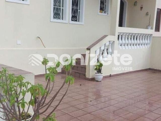 Casa Residencial 3 Suítes com 3 Vagas em Santo André Vila Alice – Financiamento Aceito