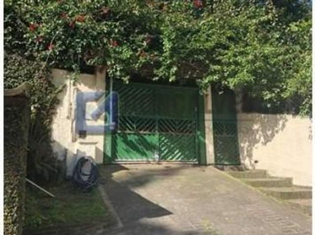 Casa Residencial 3 suítes em Eldorado, Diadema — 5 vagas, piscina e churrasqueira