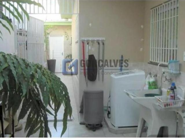 Casa Residencial 3 Quartos 1 Suíte com 3 Vagas em Rudge Ramos, SBC