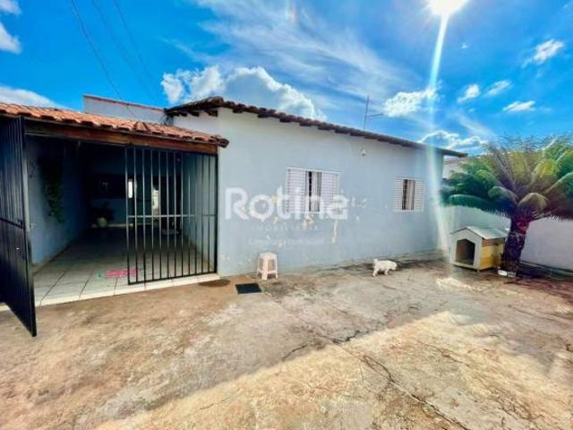 Casa Residencial 3 Quartos 1 Suíte com Varanda Gourmet e 3 Vagas – Osvaldo Rezende