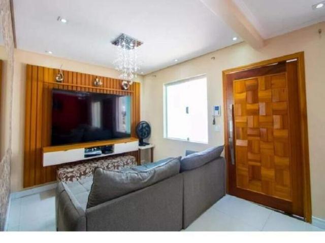 Casa Residencial 3 Quartos com 4 Vagas em Vila Helena – Aceita Financiamento