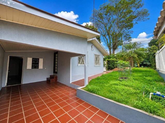 Casa Residencial 3 quartos para aluguel no Bairro Jardim Parizotto em TOLEDO por R$ 2.300,00