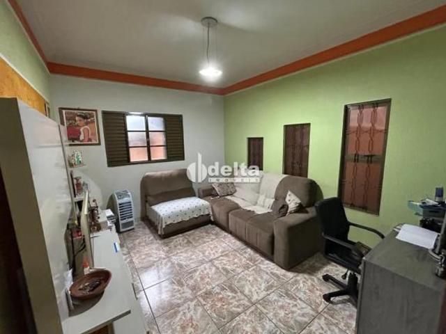 Casa residencial 3 quartos sendo 1 suíte disponível para venda no bairro Nossa Senhora das Graças