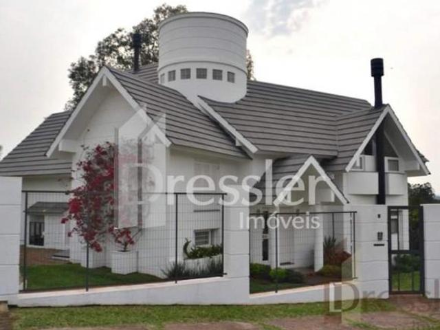 Casa residencial 4 dormitórios Lajeado RS | hall de e