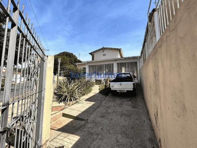 Casa Residencial/Comercial à venda no Guanabara avenida de alto fluxo
