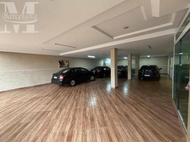 CASA RESIDENCIAL/COMERCIAL. TERRENO COM 540 M². REBOUÇAS. 15 VAGAS DE GARAGEM. 3 SUÍTES