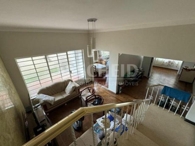 Casa Residencial/Comercial 4 quartos Casa nos fundos 4 vagas Campo Grande