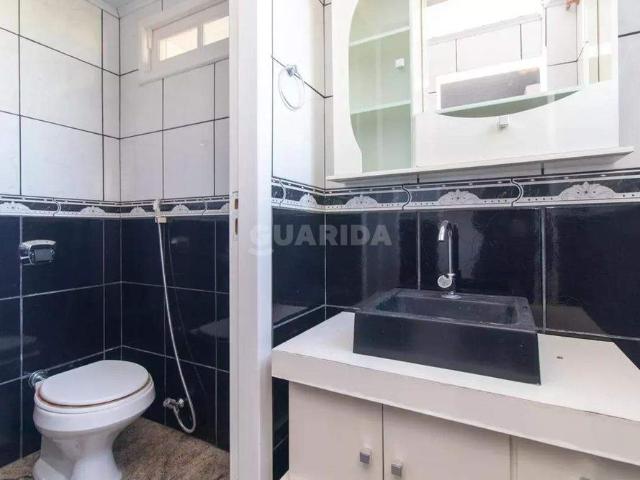 Casa Residencial/Sobrado para aluguel, 3 quartos, 2 vagas, Medianeira Porto Alegre/RS COD: 25550