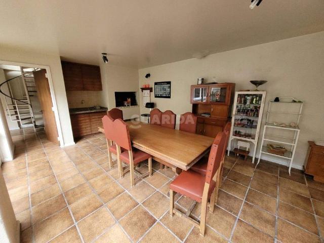 Casa Residencial/Sobrado para aluguel, 4 quartos, 1 suíte, 4 vagas, Petrópolis Porto Alegre/RS COD: 11760
