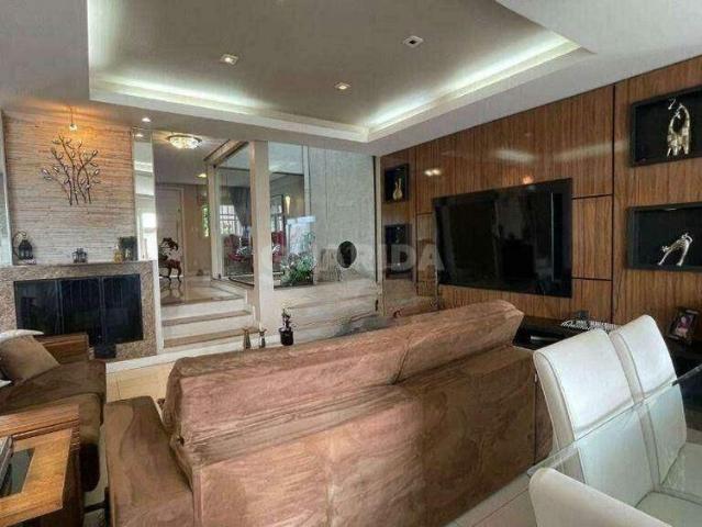 Casa Residencial/Sobrado para aluguel, 4 quartos, 2 suítes, 4 vagas, Vila Ipiranga Porto Alegre/RS COD: 22718