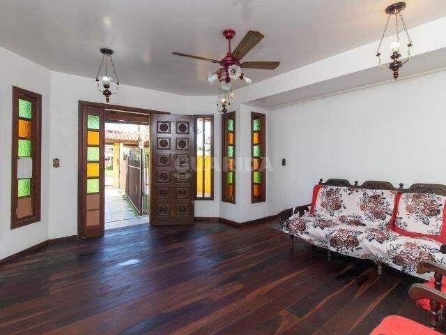 Casa Residencial/Sobrado para aluguel, 5 quartos, 2 suítes, 1 vaga, Cavalhada Porto Alegre/RS COD: 26028