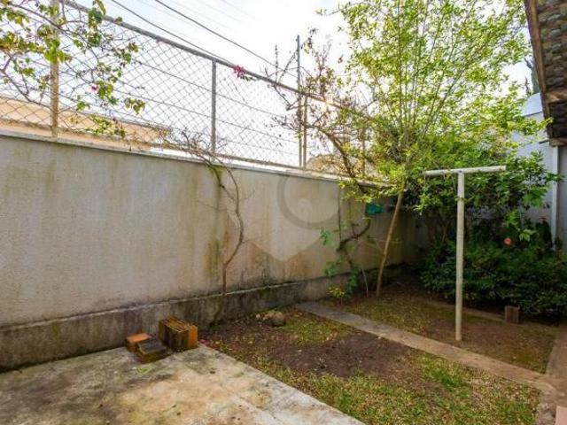 Casa residecial com 4 quartos no Santa felicidade Curitiba