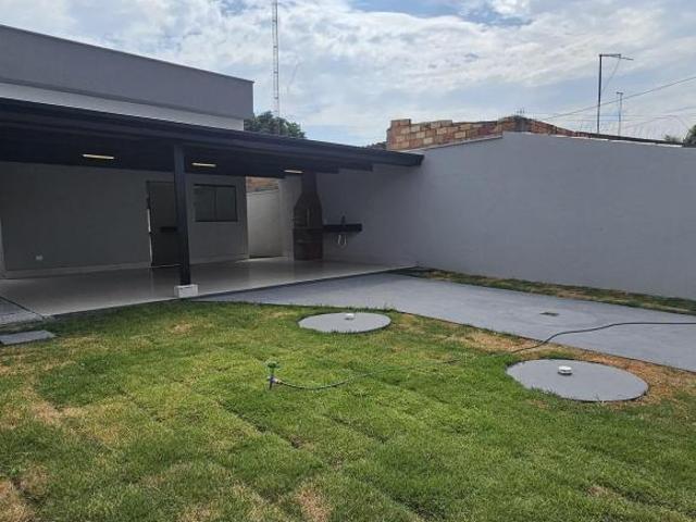 Casa Retiro do Bosque Casa de Rua com 3 Quarto s por R$ 410000.00 no setor Retiro do Bosque TA3532