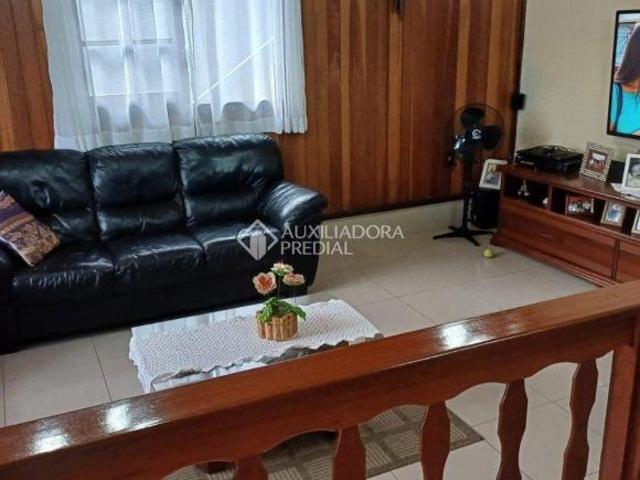 CASA RIBEIRÃO PIRES SANTA LUZIA