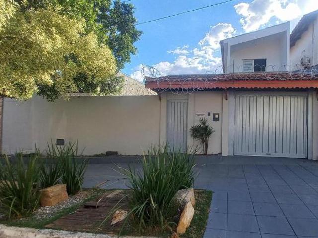 Casa St. Jaó com piscina abaixo do preço 599.900,00 Casa de Rua com 3 Quarto s por R$ 599900.00