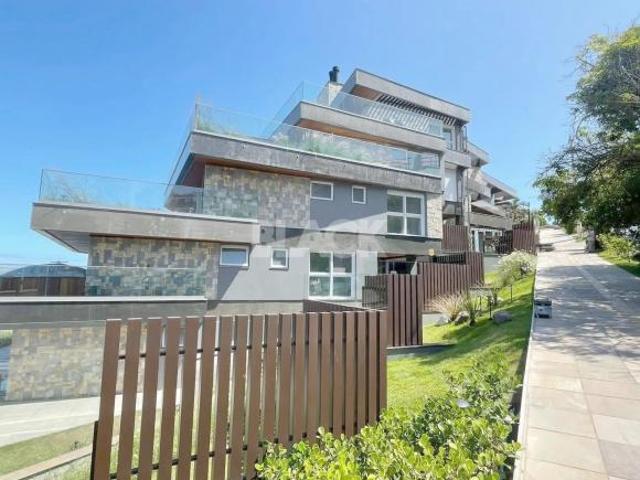 Casa suspensa na Prainha em Torres RS