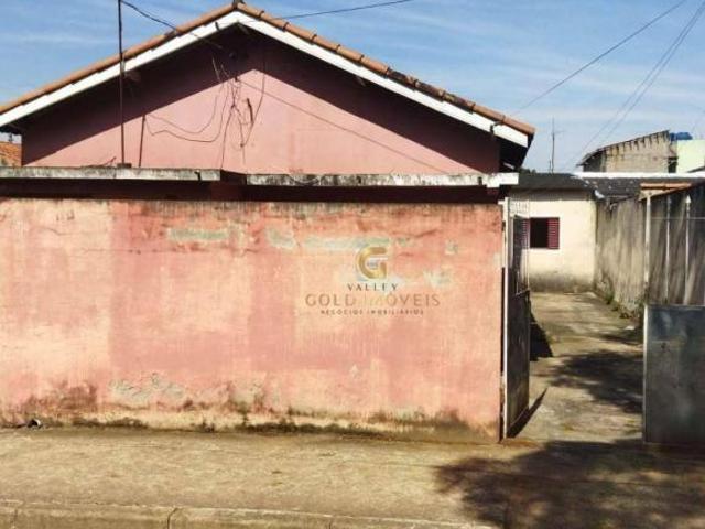 Casa super espaçosa com localização privilegiada!