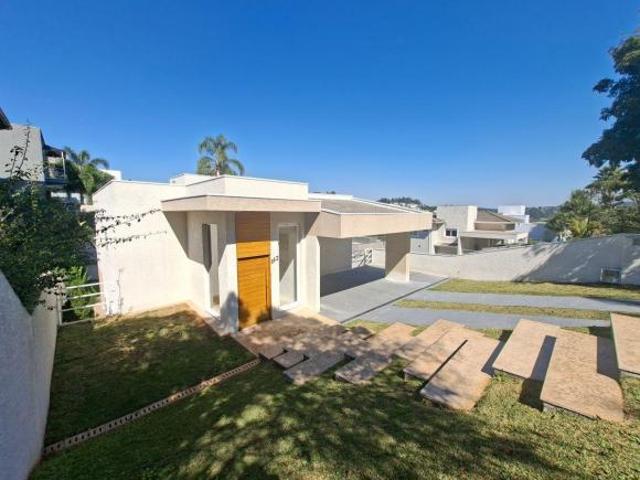 Casa super prática, moderna e com armários. Granja Viana, Condomínio Golf Village