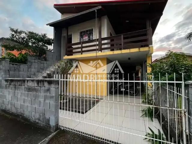Casa Superior com 1 dormitório, com Luz e Água inclusos, para alugar por R$ 2.100/mês São Sebasti