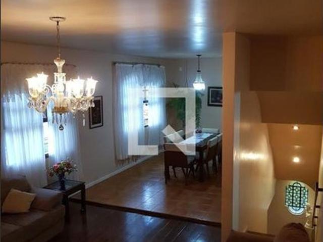 Casa, São Lourenço, 5 Quartos, 240 m2 Niterói