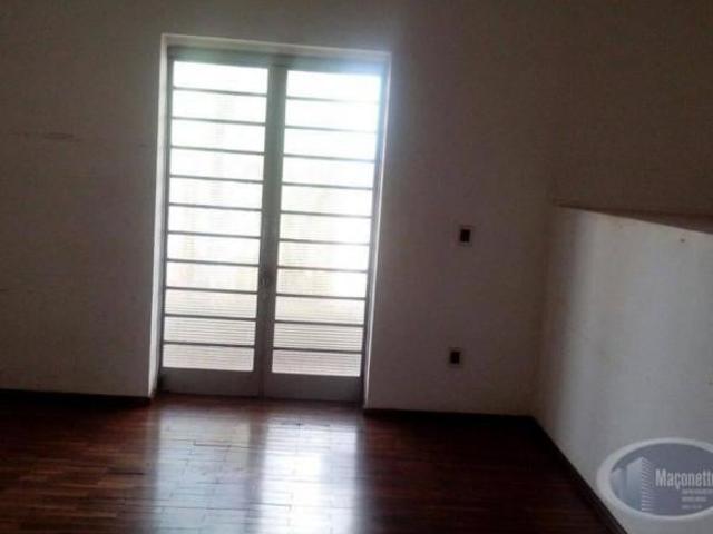 CASA / SALÃO COMERCIAL