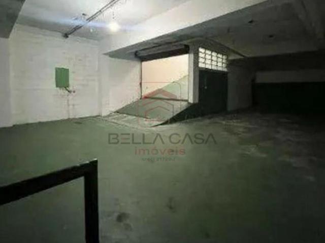 Casa + salão comercial na Vila Prudente área total 603m3 e construída 455m3