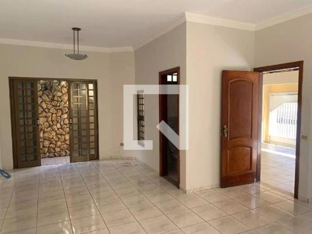 Casa, Santa Mônica, 5 Quartos, 220 m2 Uberlândia