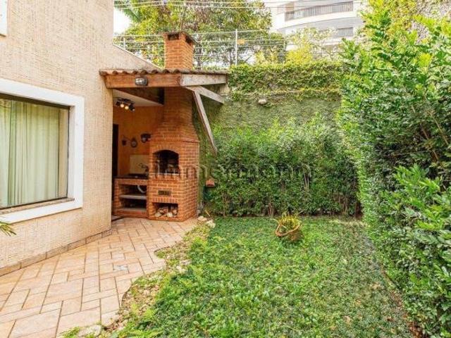 CASA SANTO AMARO 4 DORMITÓRIOS 4 VAGAS