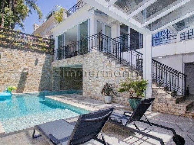 CASA SANTO AMARO 4 SUÍTES 4 VAGAS