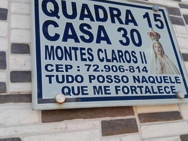 Casa Santo Antônio Descoberto Vila Montes Claros II