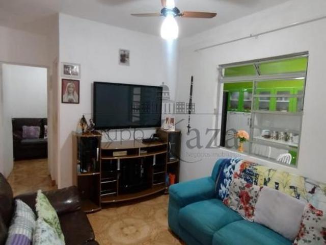 Casa Sapé II Caçapava 2 Dormitórios 146m² Estuda Permuta por automóvel