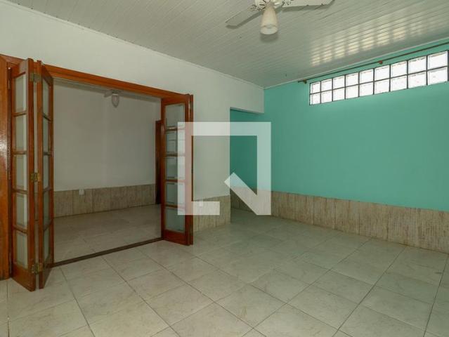 Casa, Sarandi, 2 Quartos, 200 m2 Porto Alegre