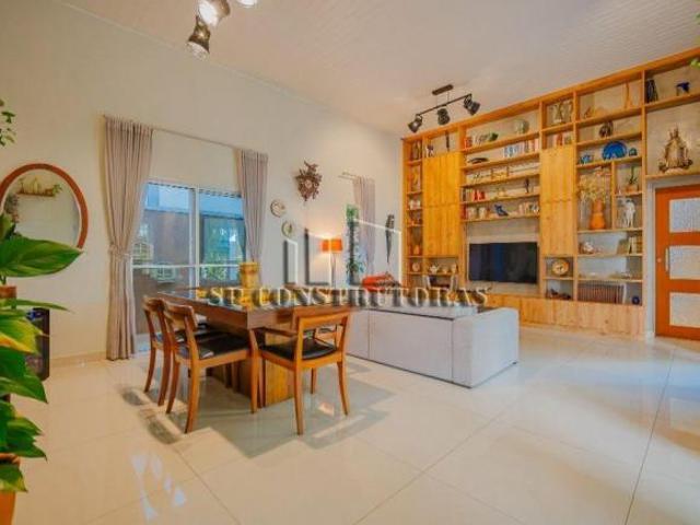 CASA SEMITERREA A VENDA – RESIDENCIAL VALVILLE I OPORTUNIDADE!